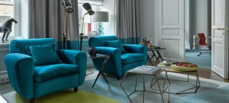 Office in Russia featuring mid-century modern furniture & lighting ...