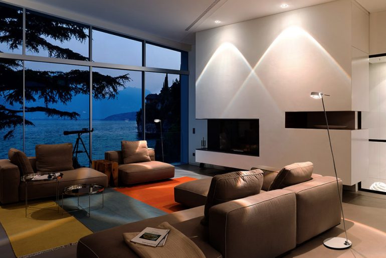 We hope you liked our article about: This Lighting Showroom Is Finding