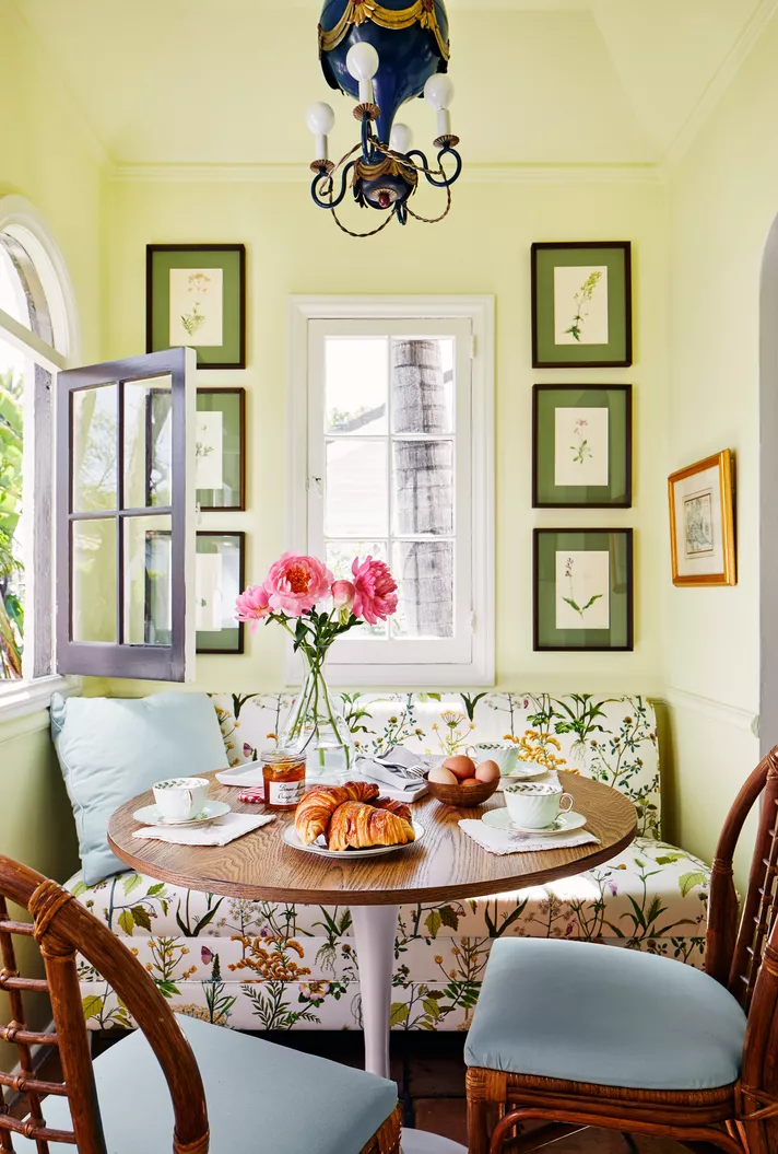 10 Stylish Ways To Incorporate Chartreuse Into Your Interiors